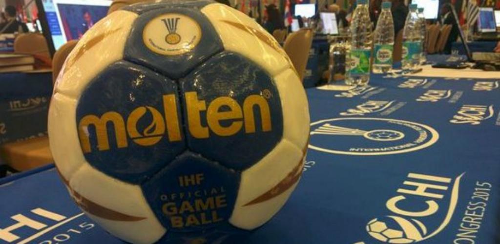 Un ballon rendant inutile la résine ? - Handball.tn